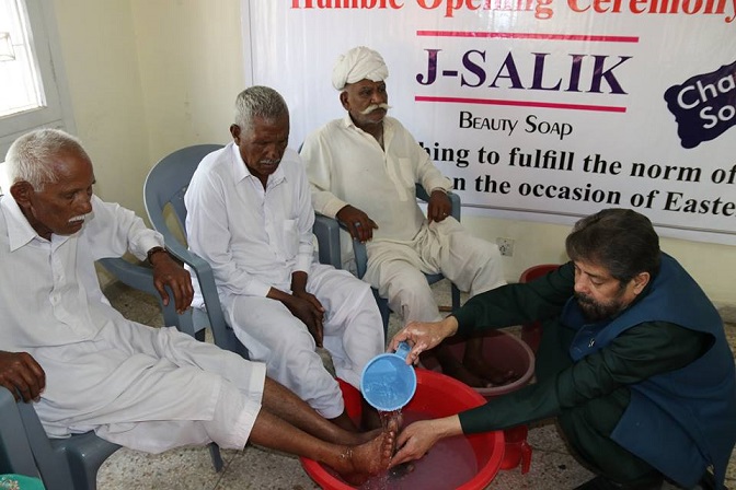 J Salik inaugurates Salik Beauty Soap with Feet-Washing tradition of ...